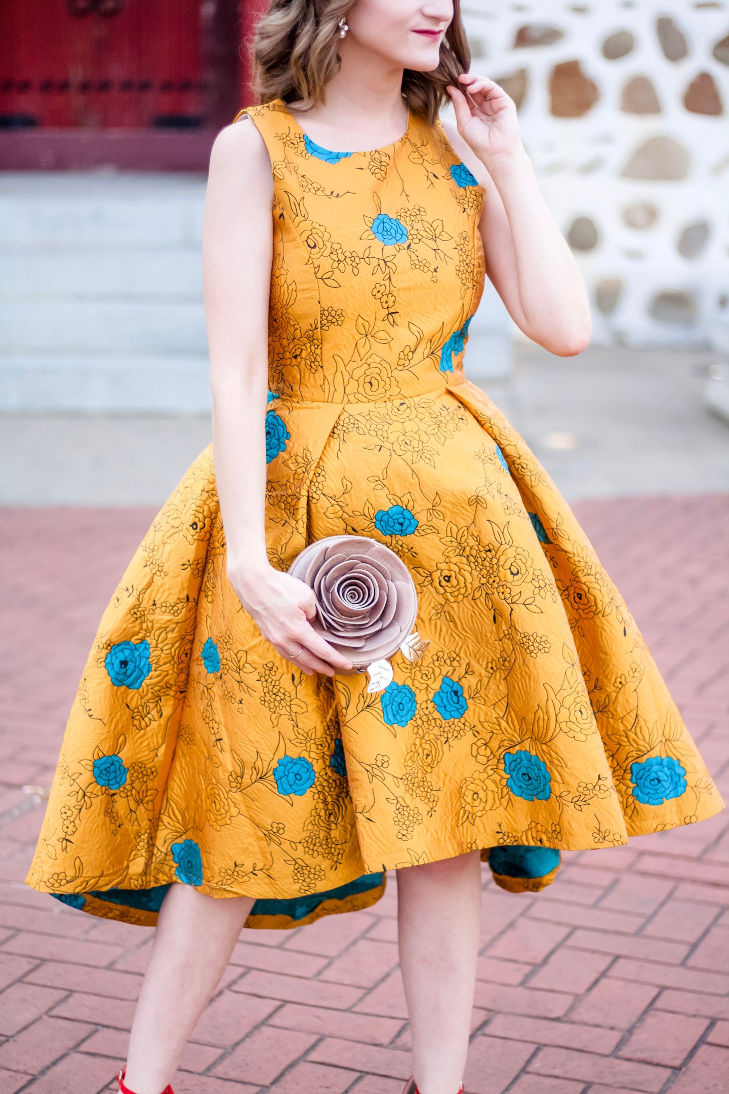 Chicwish Golden Roses Dress – Chic Little Honey