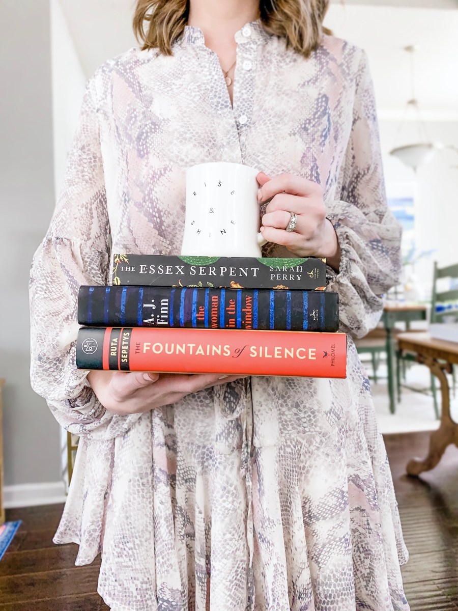 What I’m Reading – Chic Little Honey